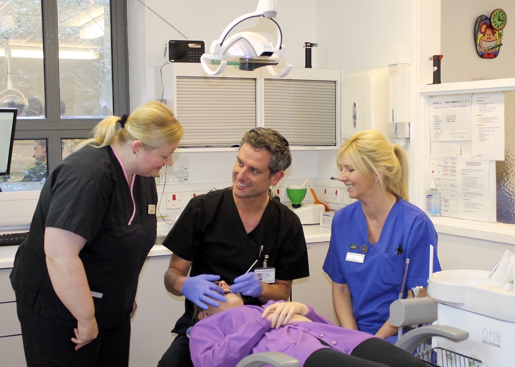 A coffee with Dr. Simon Littlewood | UK Adult Braces